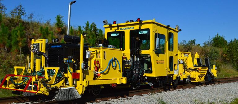 Multi-Function Spike Puller - Harsco Rail | Railway Equipment Company