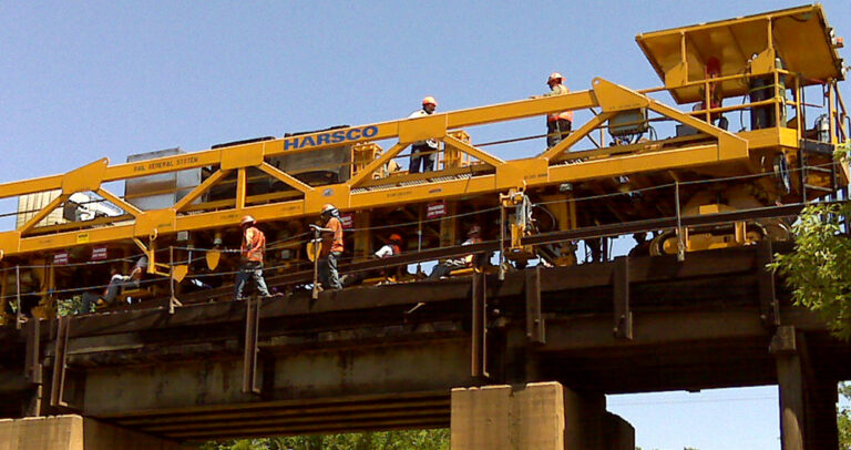 Rail Renewal System - Harsco Rail | Railway Equipment Company